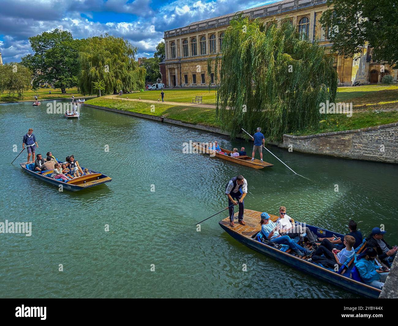Cambridge, England, Cambridge University Scenes, Canal Scene with Boats ...