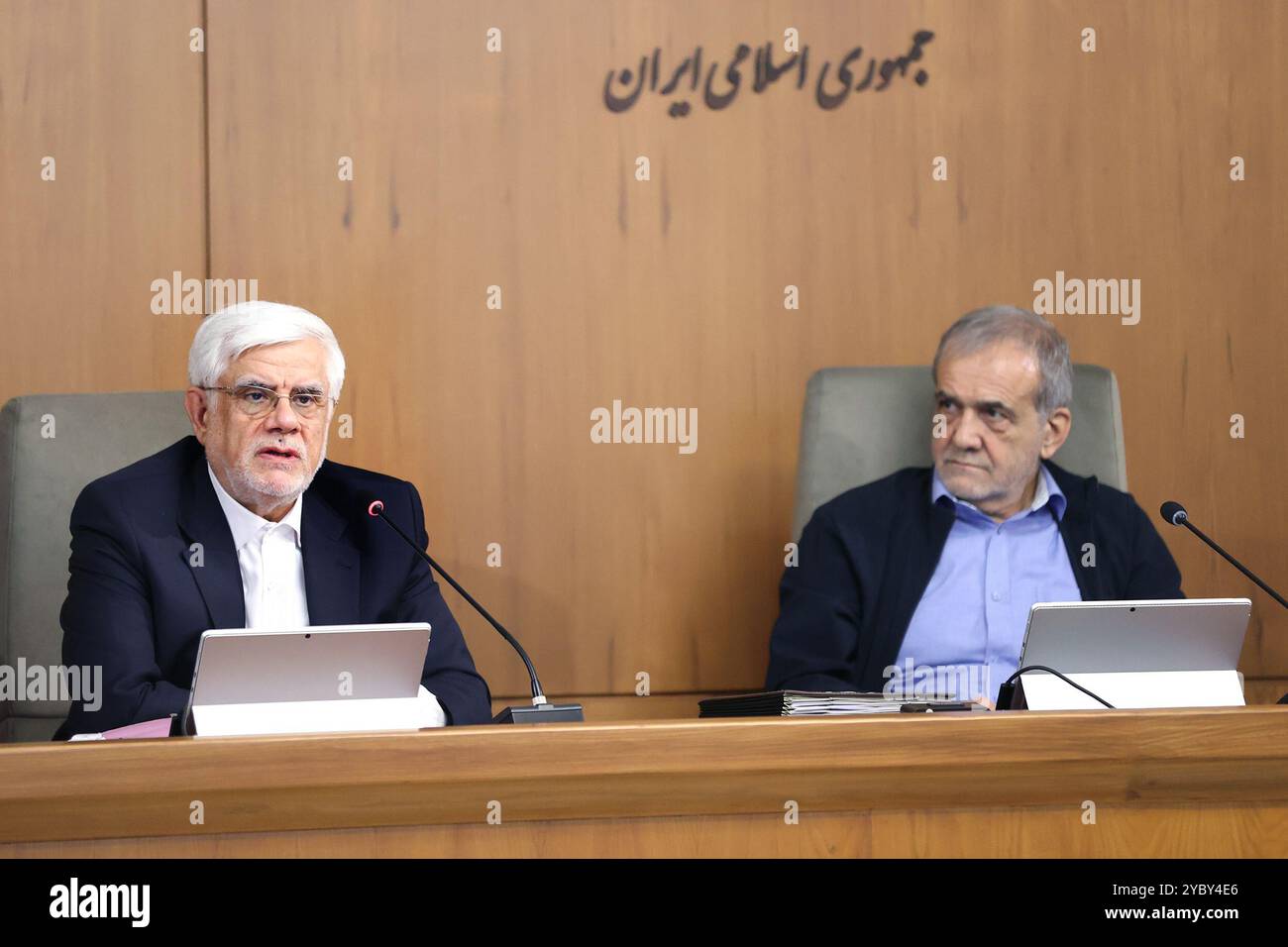 Tehran, Iran. 20th Oct, 2024. Iran's President, MASOUD PEZESHKIAN (R ...