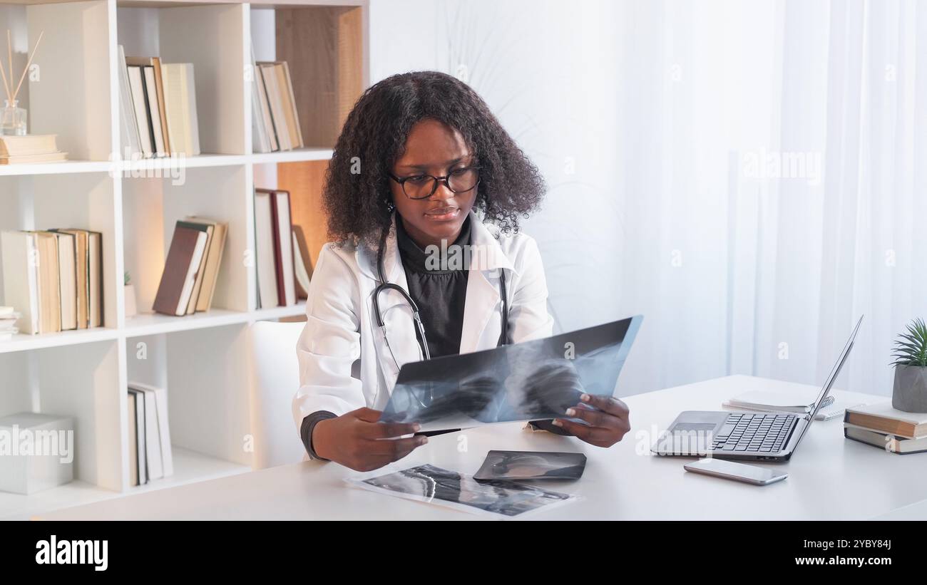 Medical expertise. Pneumonia diagnostics. Clinical practice ...