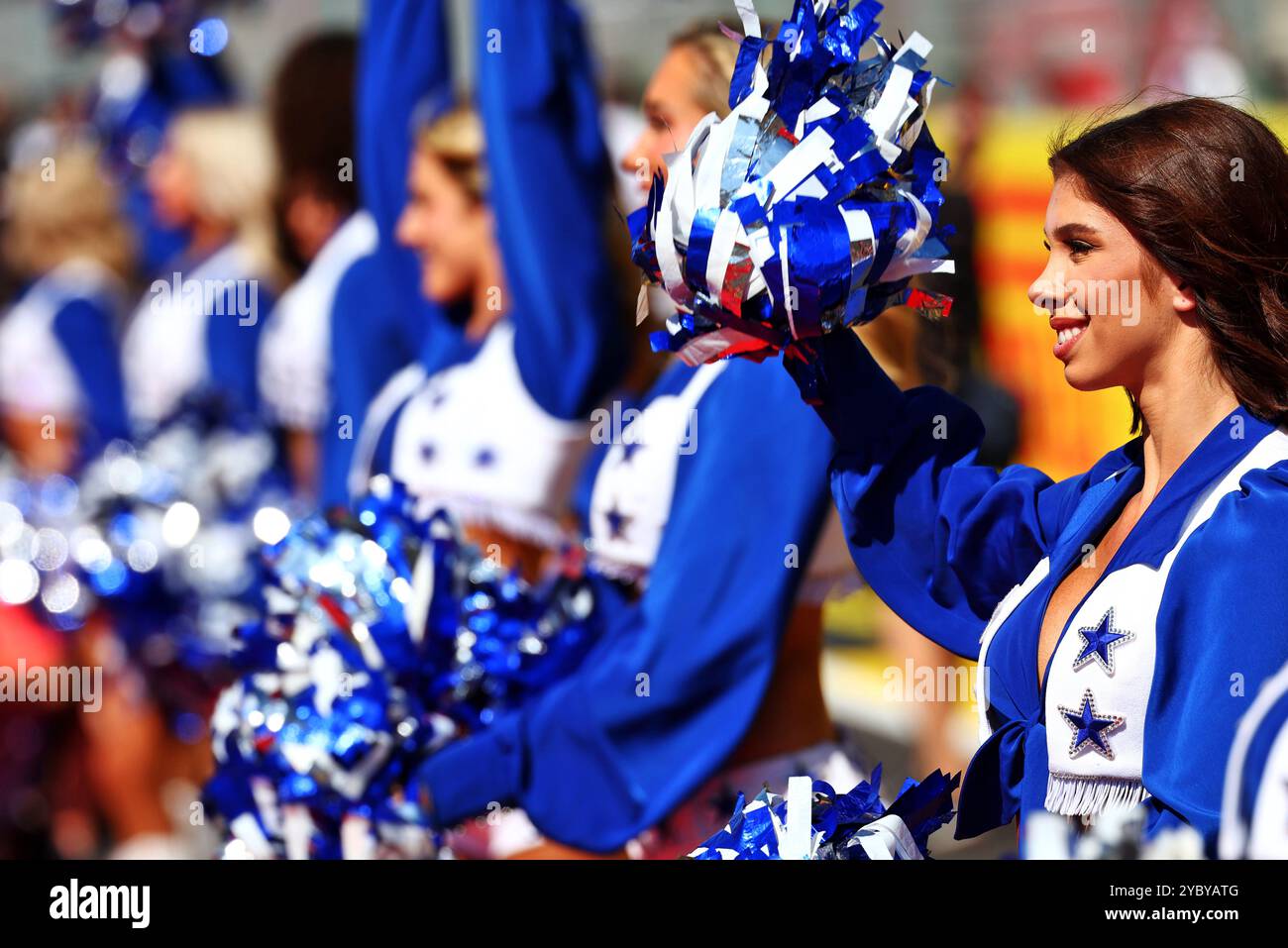 Austin, USA. 20th Oct, 2024. Circuit atmosphere - Dallas Cowboys Cheerleaders at the drivers ...