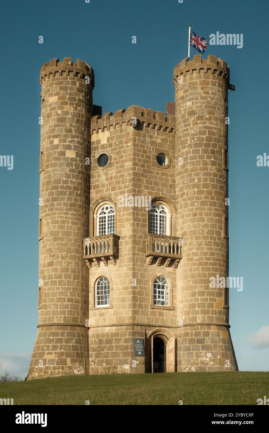 The Broadway Tower and 18th Century stone folly in Worcestershire with ...
