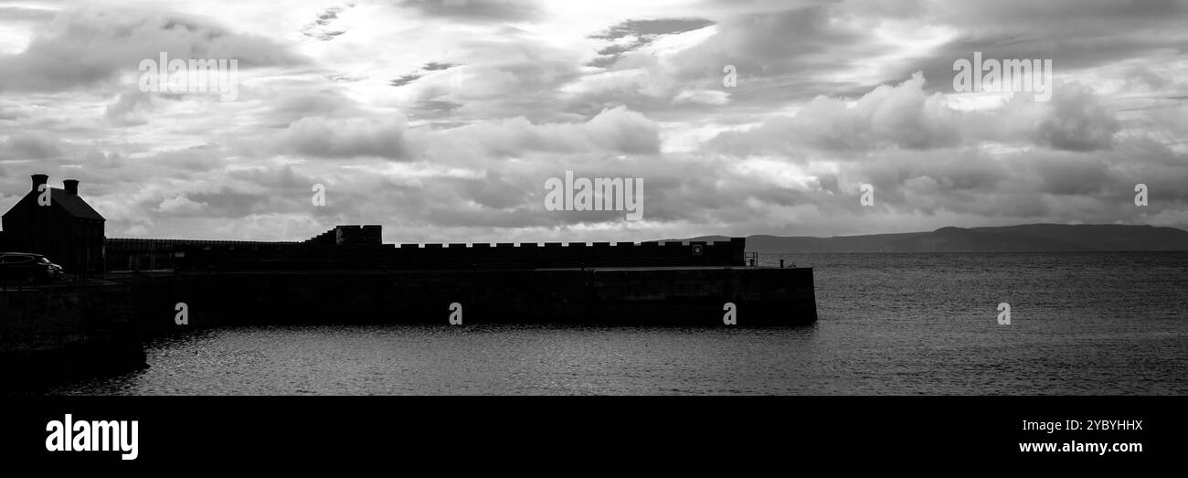 Saltcoats weather hi-res stock photography and images - Alamy