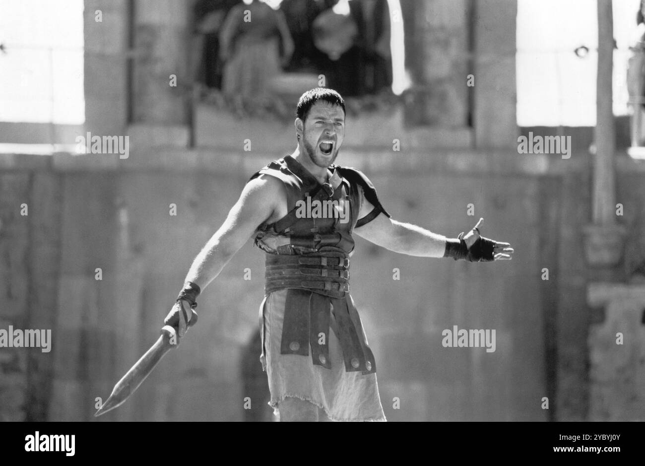 Gladiator russell crowe ridley scott Black and White Stock Photos ...