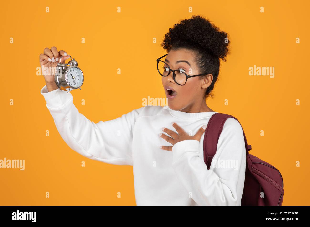 Woman reacts surprise she hi-res stock photography and images - Alamy