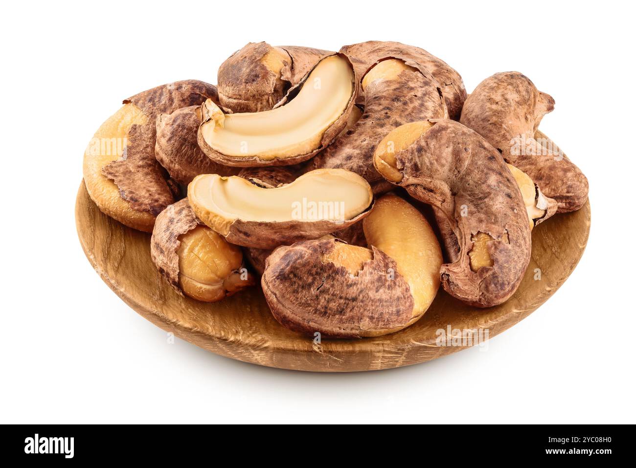 cashew nut with shell in wooden bowl isolated on white background Stock ...