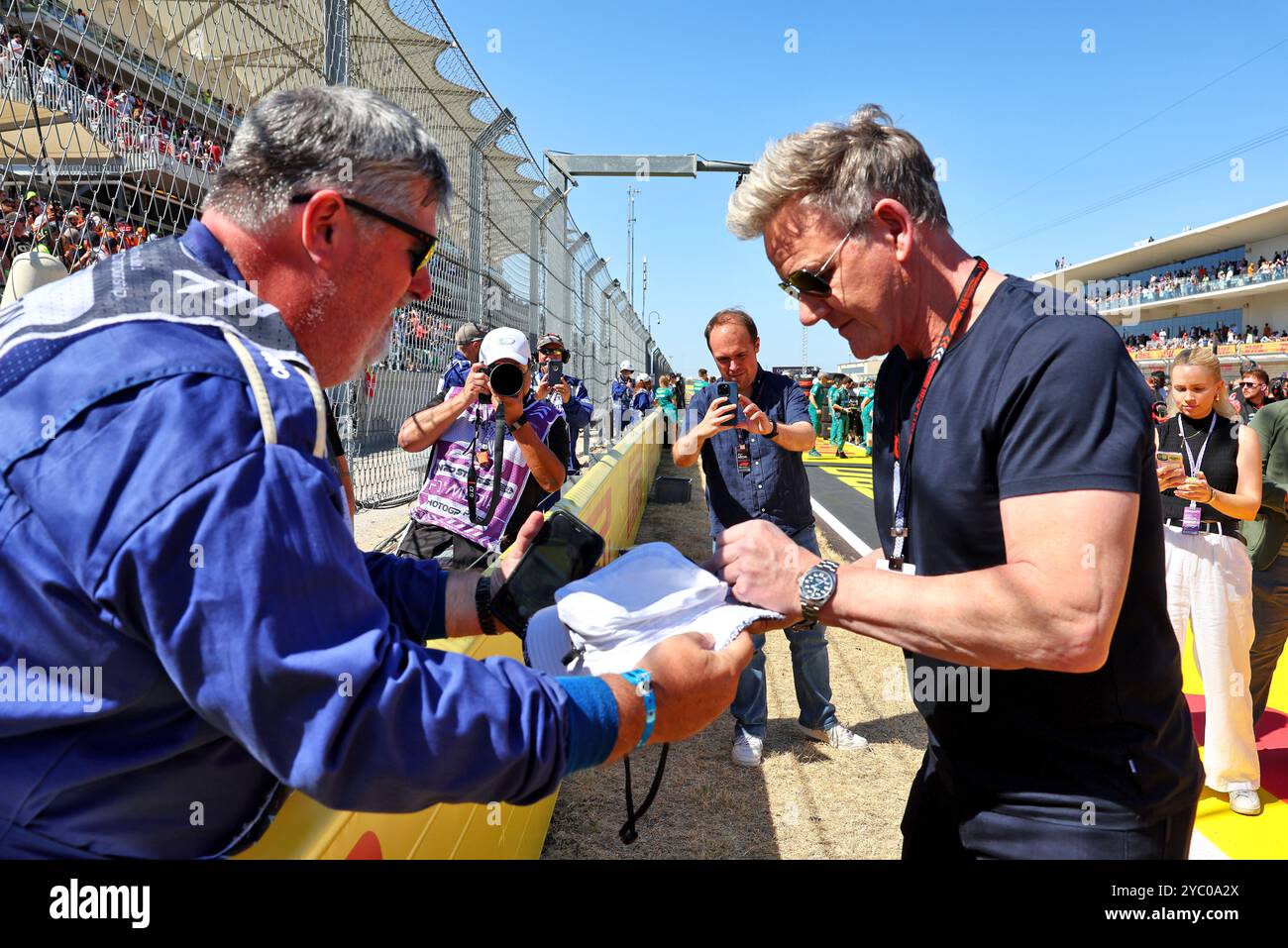 Portrait of gordon ramsey hi-res stock photography and images - Alamy