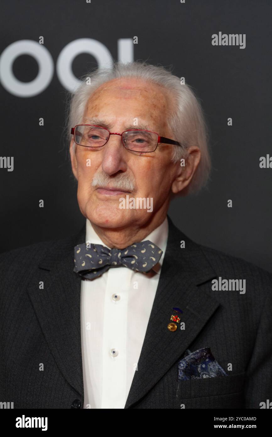 Dr leon weintraub hi-res stock photography and images - Alamy