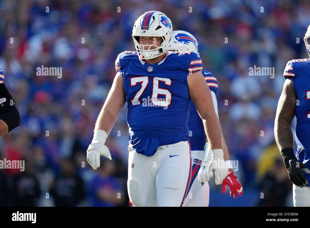 Buffalo Bills guard David Edwards (76) during an NFL football game ...
