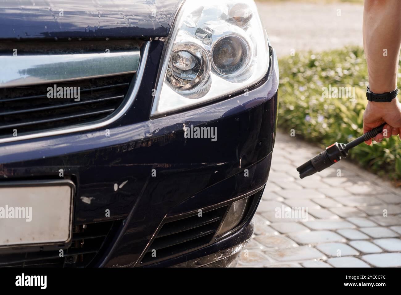 Car washing process spray foam hi-res stock photography and images - Alamy