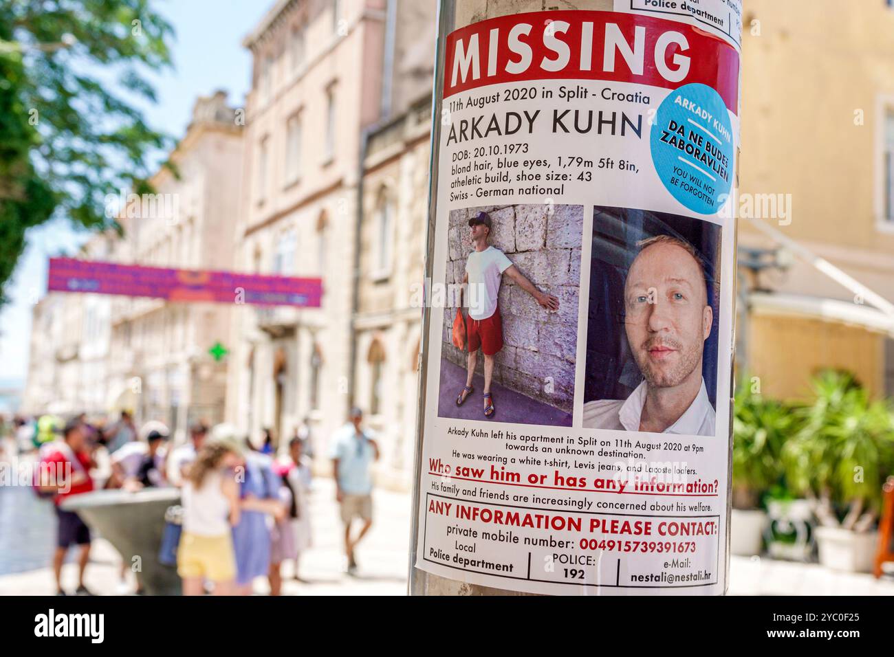 Missing person poster hi-res stock photography and images - Alamy