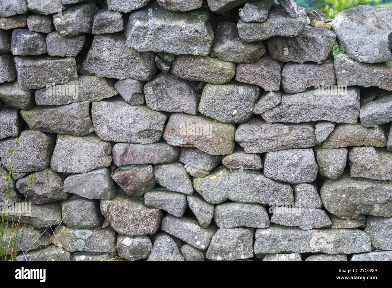 Detail of grey stone wall texture hi-res stock photography and images ...