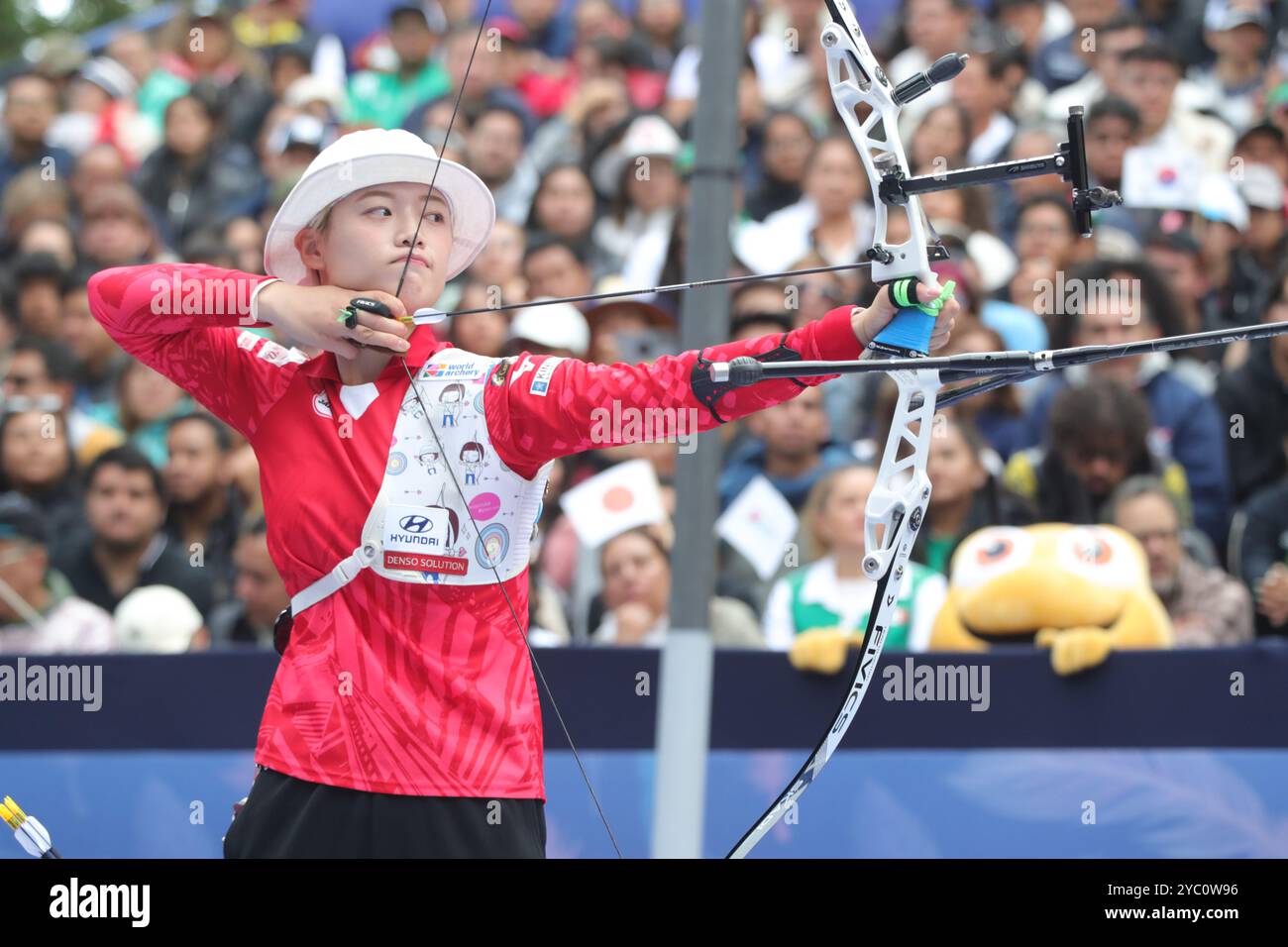 Jeon Hunyoung of Korea competes against Sonoda Waka of Japan (not in ...