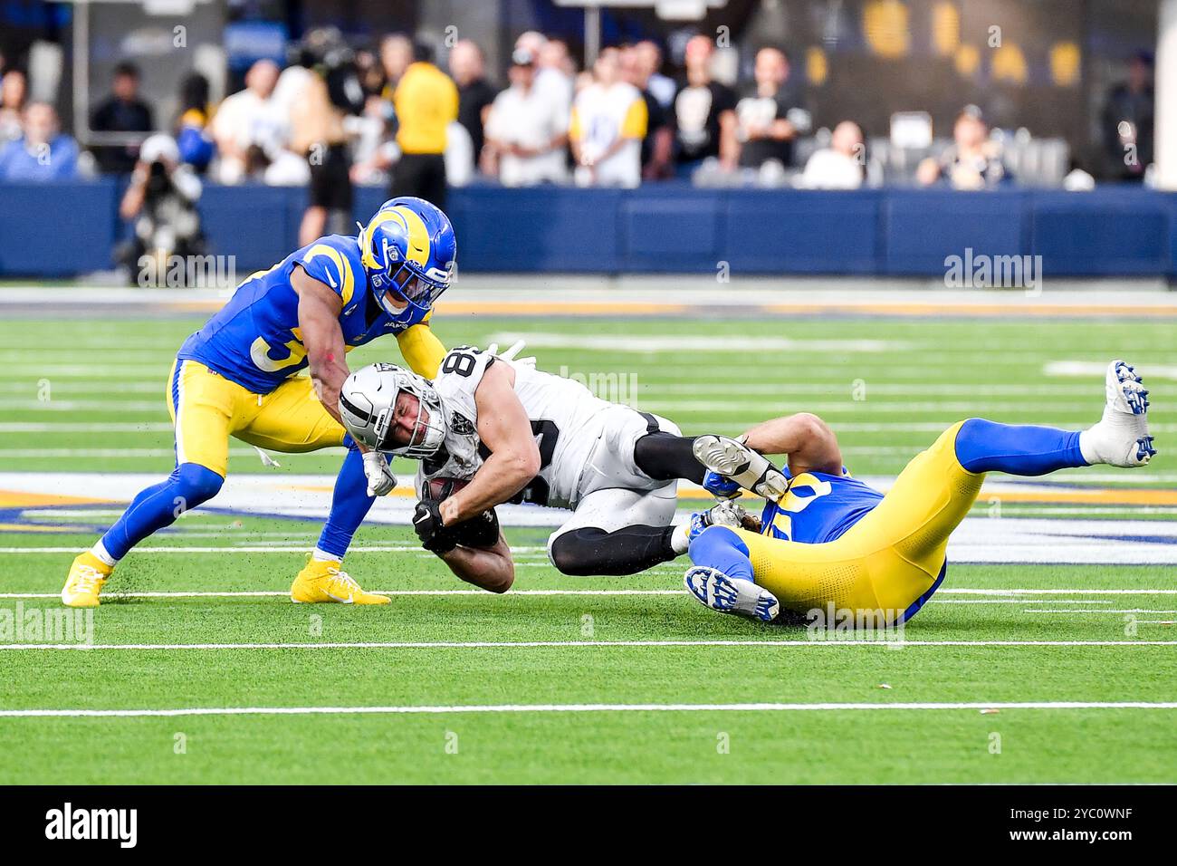 Inglewood, CA. 20th Oct, 2024. Las Vegas Raiders tight end Brock Bowers ...