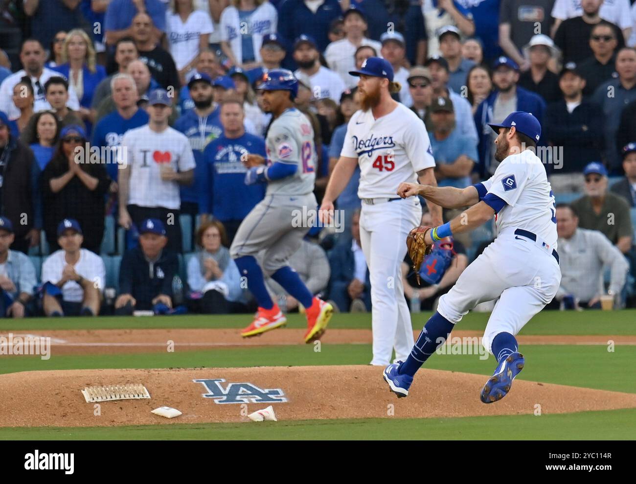 Los Angeles, United States. 20th Oct, 2024. Los Angeles Dodgers second ...