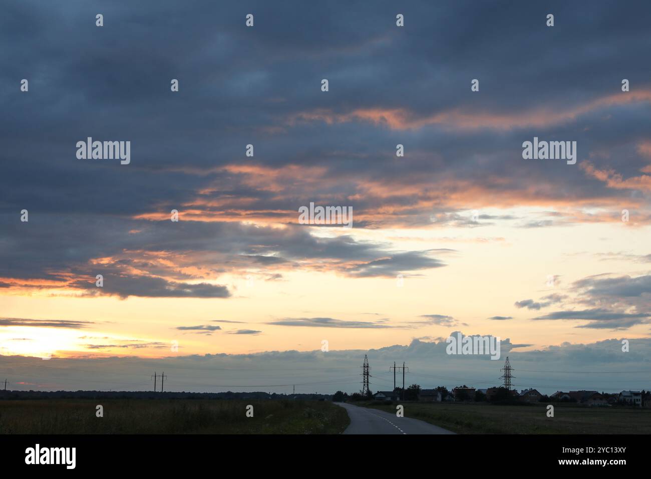 Highway in countryside hi-res stock photography and images - Alamy