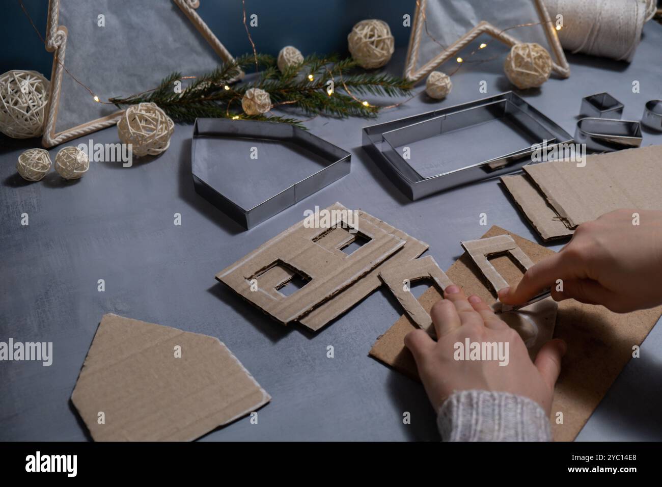 Cardboard House Gift Christmas idea. Do it yourself instruction eco ...