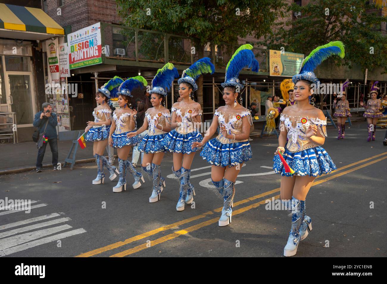 NEW YORK, NEW YORK - OCTOBER 20: Participants in colorful costumes ...