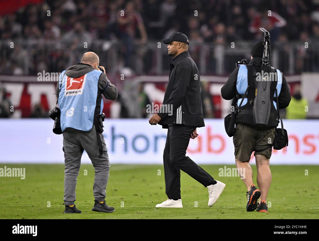 Coach Vincent Kompany FC Bayern Munich FCB in the focus of the press ...