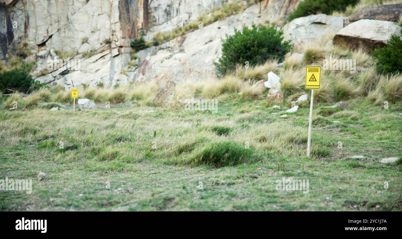 Chemical spill warning sign hi-res stock photography and images - Alamy