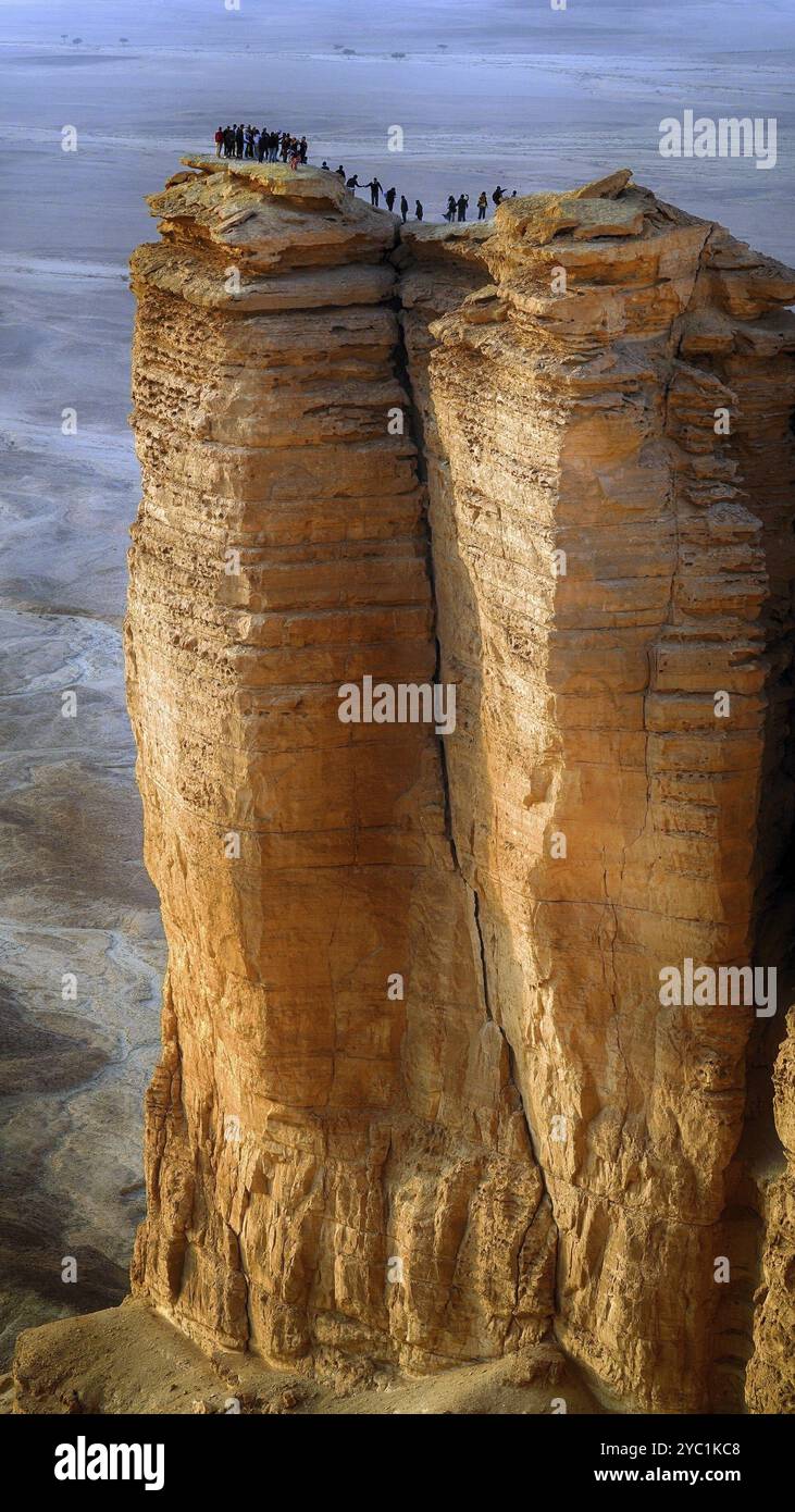 Rocky abyss hi-res stock photography and images - Alamy