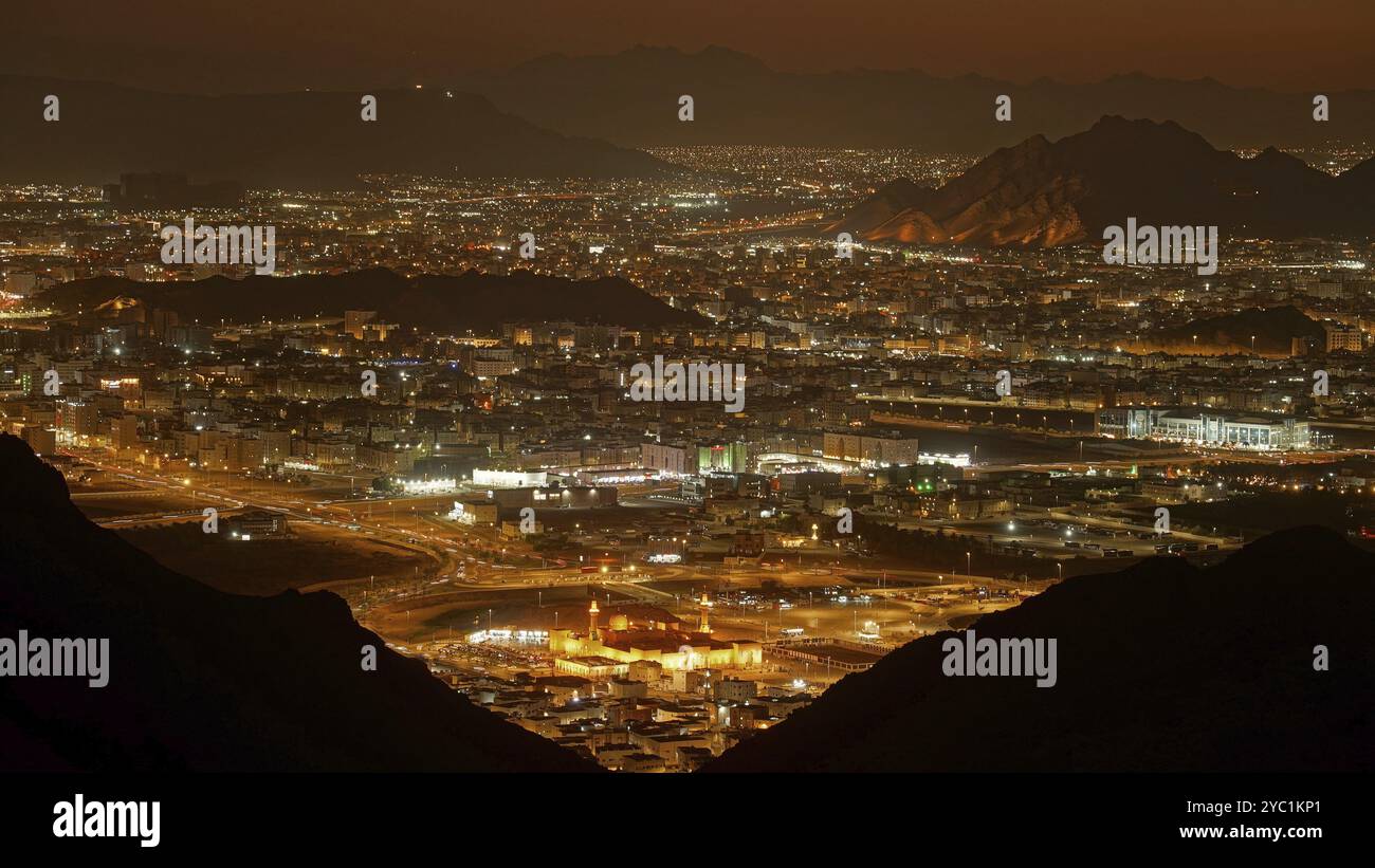 Medina, night shot, cities, travelling, sunset, Saudi Arabia, Arabian ...
