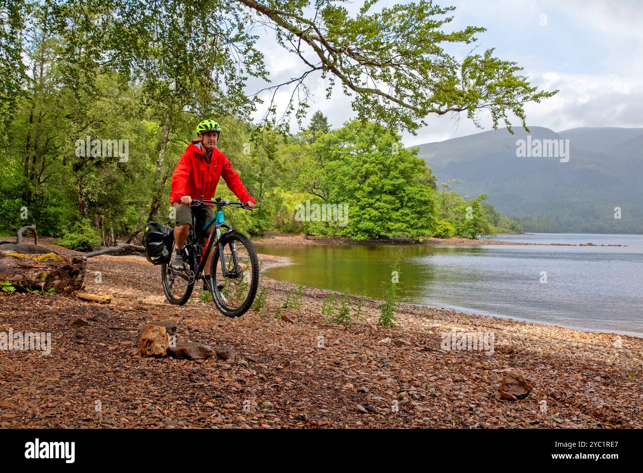 Loch lochy cycling hi-res stock photography and images - Alamy