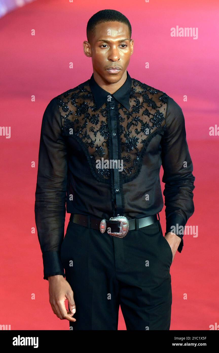 Joshua Uduma bei der Premiere des Kinofilms 'The Trainer' auf dem 19 ...