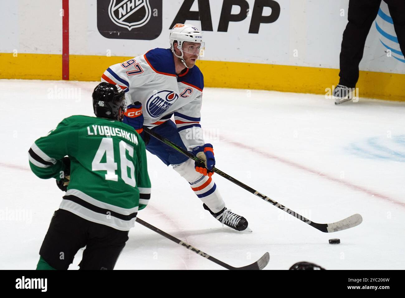 Connor mcdavid hi-res stock photography and images - Alamy