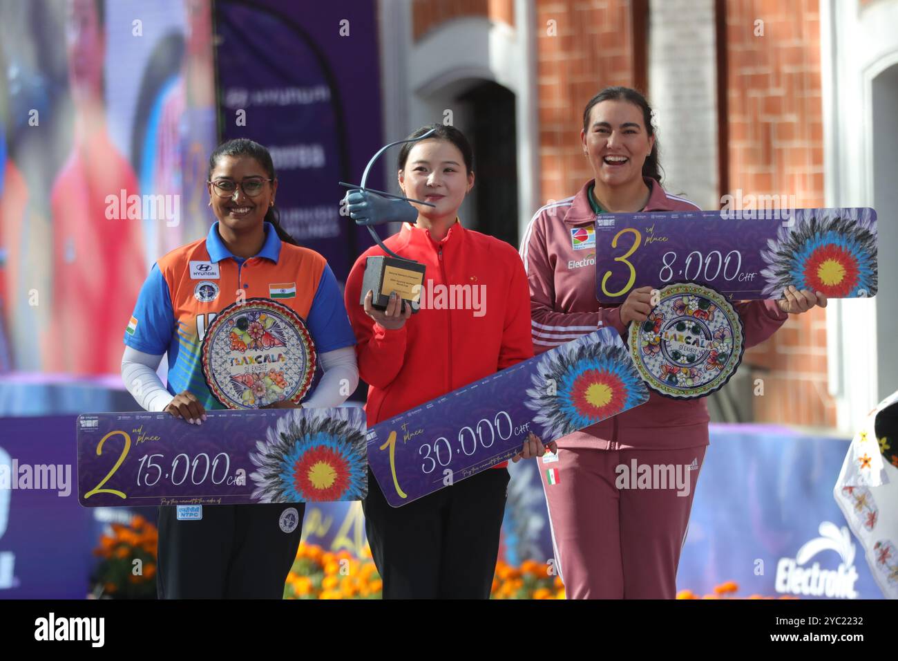 Tlaxcala, Ciudad de Mexico, Mexico. 20th Oct, 2024. (L-R) Silver medal ...