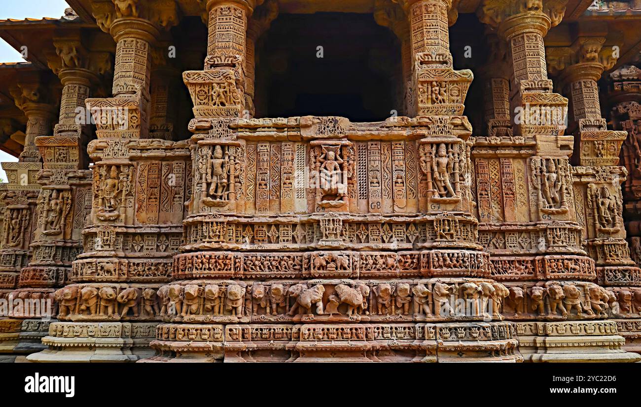 Beautiful carvings of Hindu deities on the mandapa of Navlakha Temple, Sejakpur, Surendranagar ...