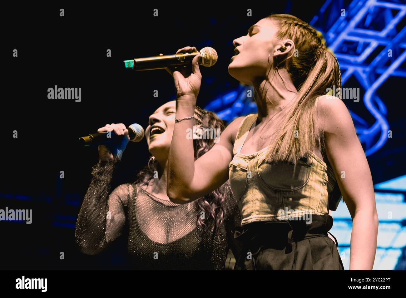 Laura Alvear and Francesca Carbonelli during Alex Britti 2024 Live Tour ...