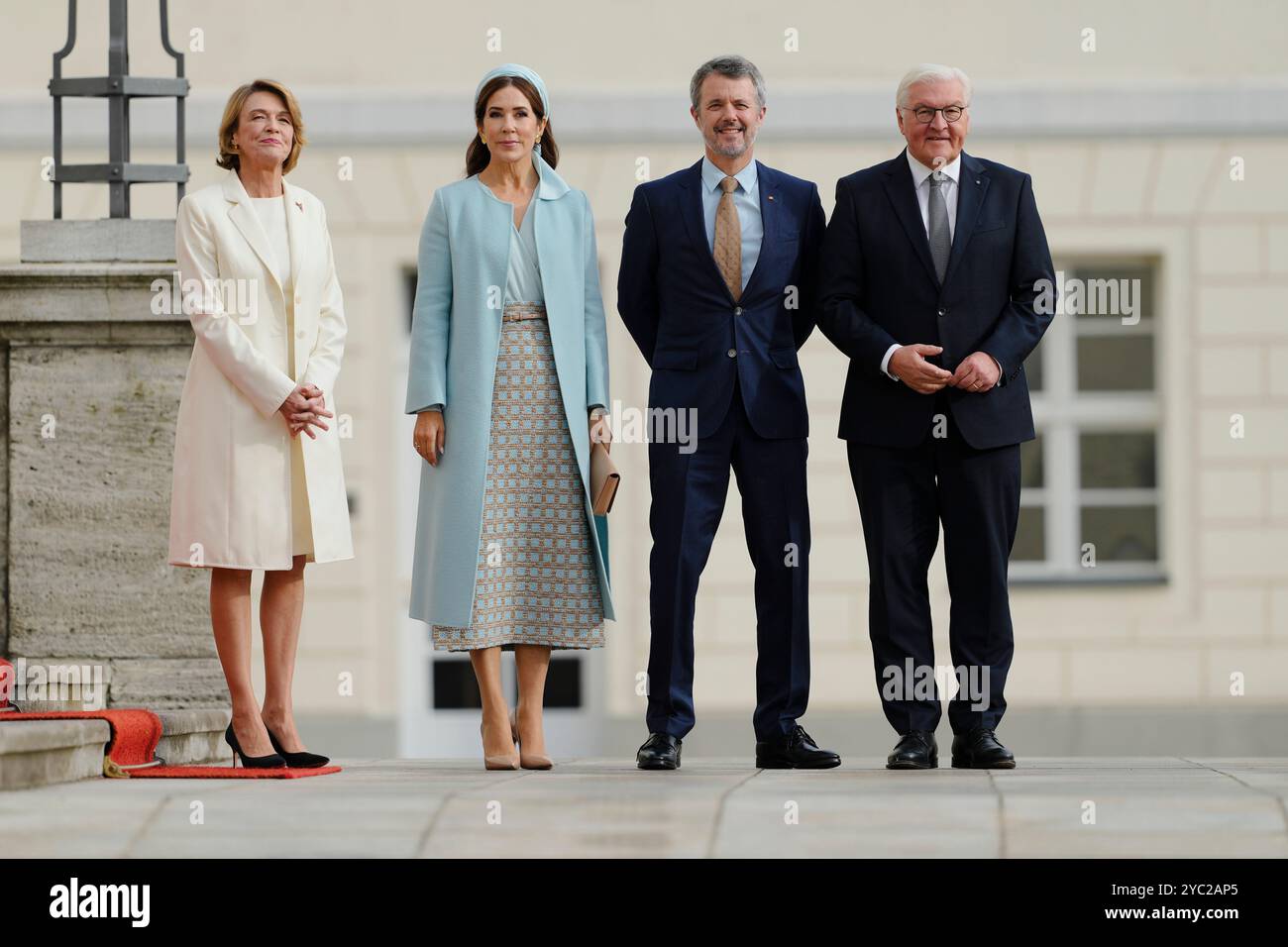 German President Frank-Walter Steinmeier, right, and his wife Elke ...