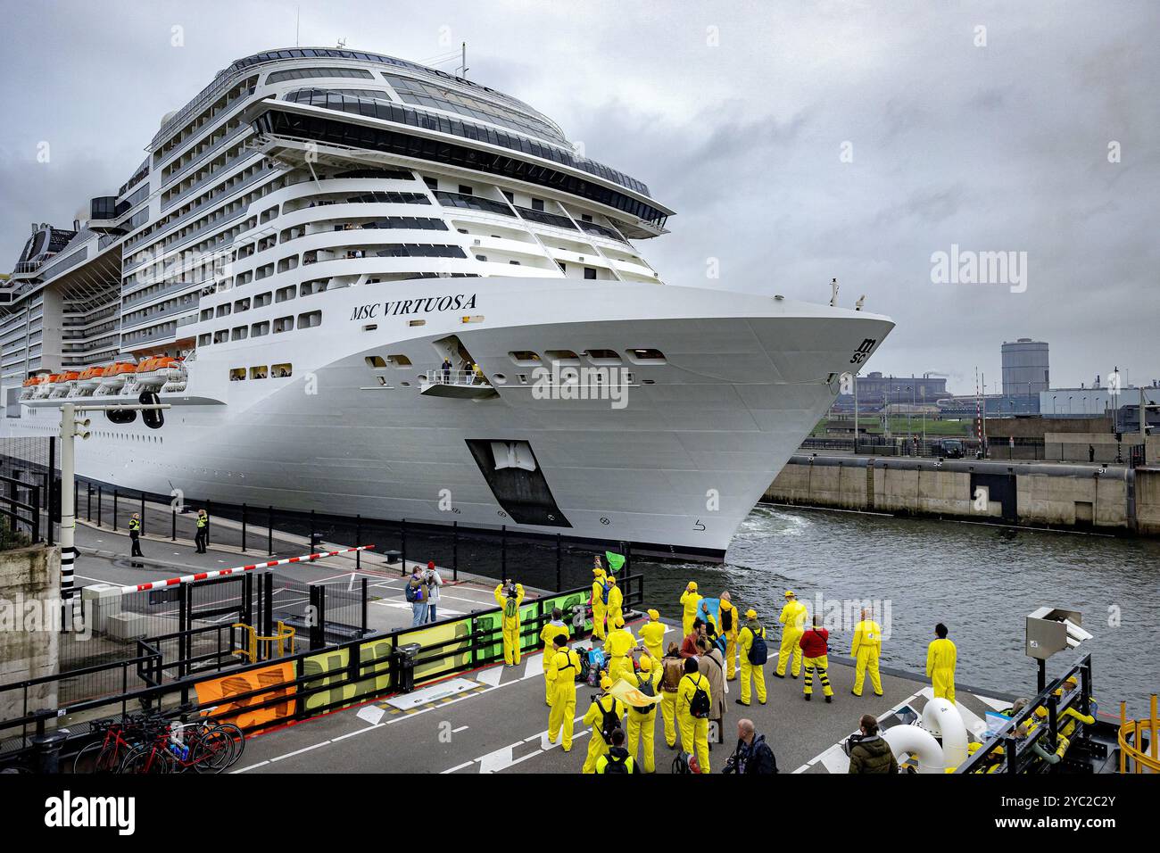 IJMUIDEN - Activists from Extinction Rebellion during an action around ...