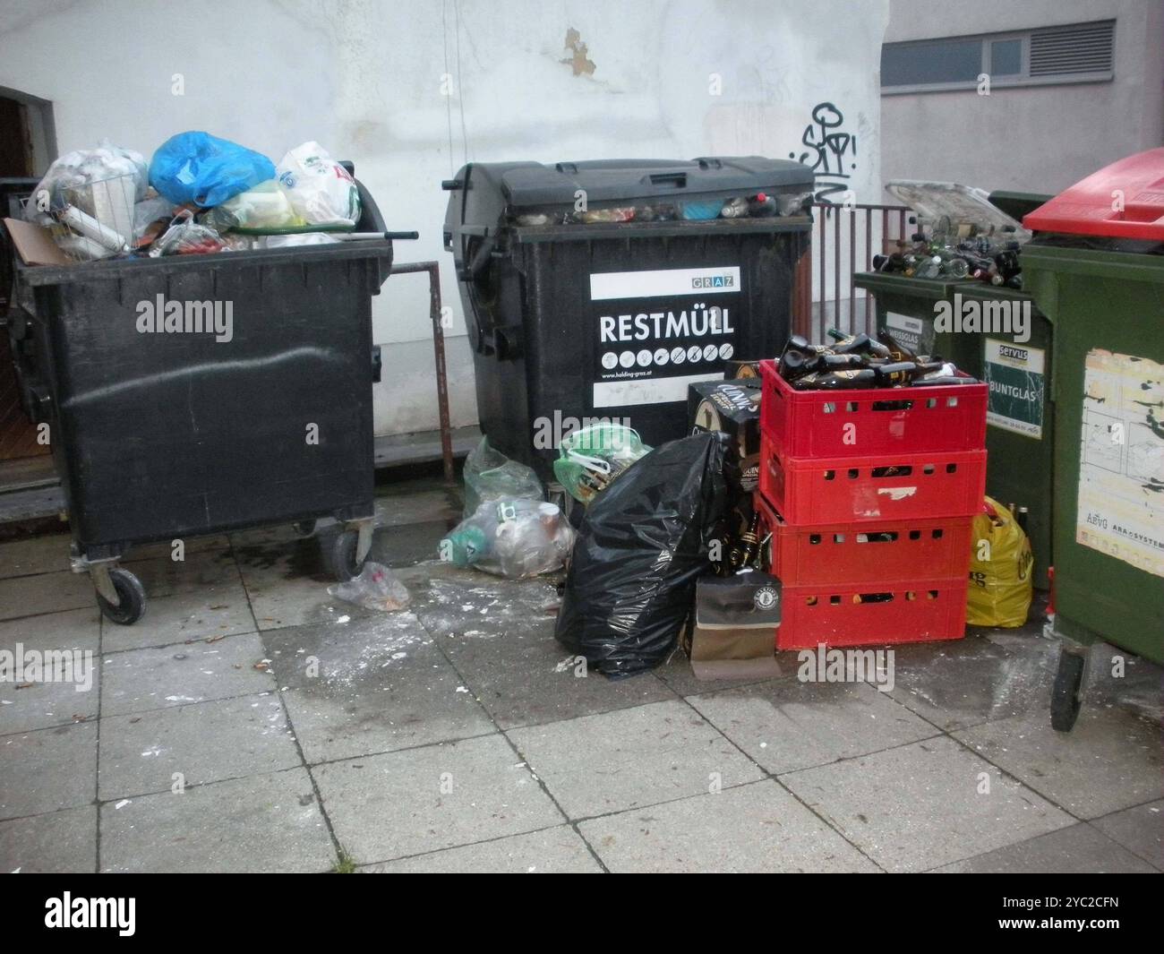 a residual waste trash can for waste separation and recycling residual ...