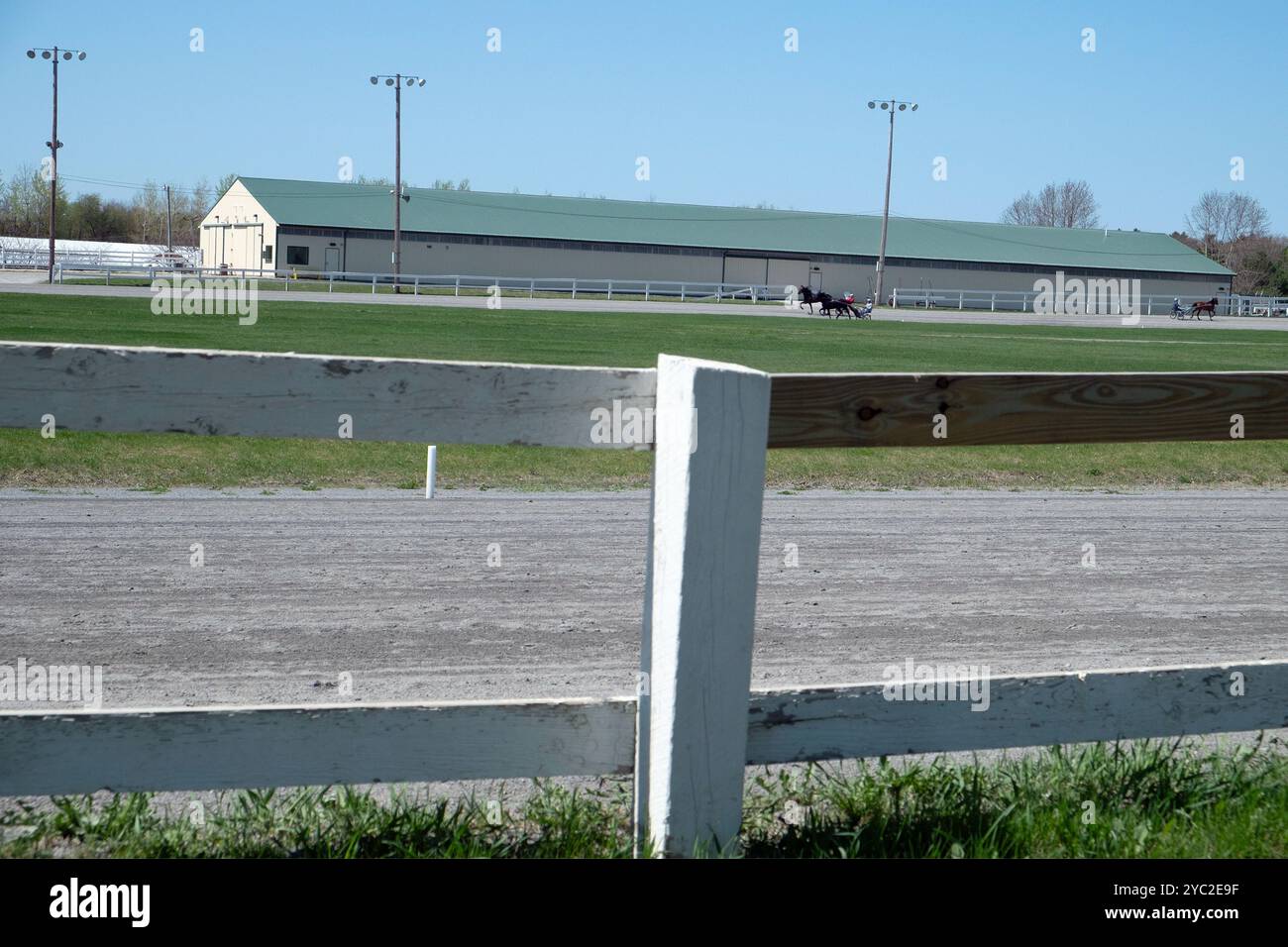 Horse race track field hi-res stock photography and images - Alamy