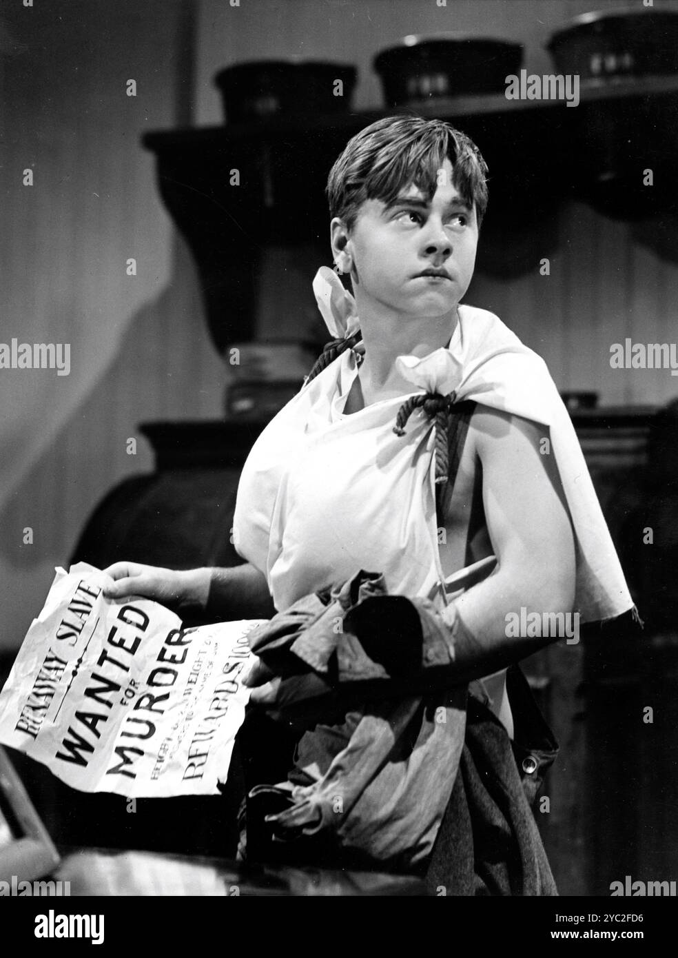 MICKEY ROONEY as Huck Finn during Romeo and Juliet show finds Runaway ...