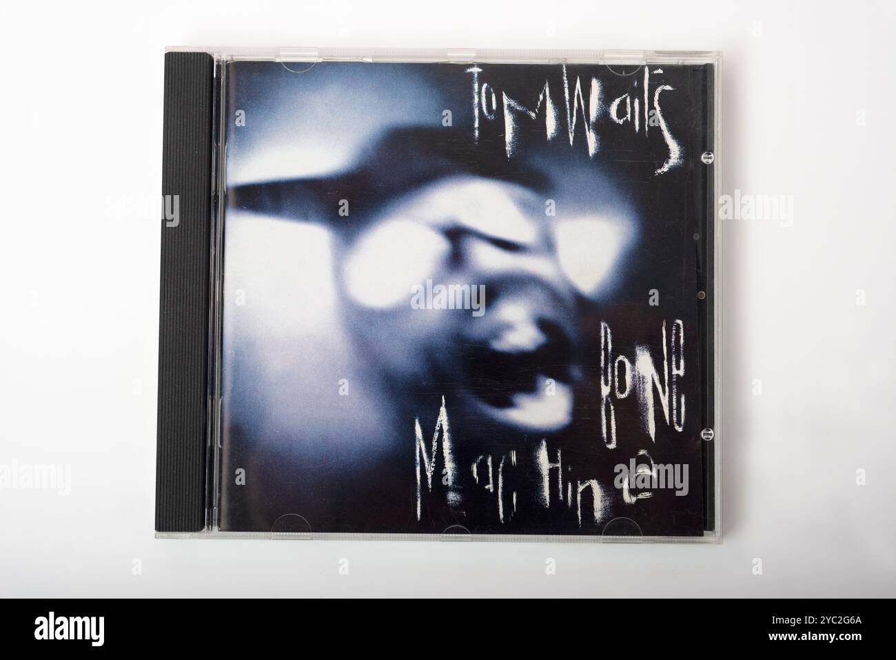 Compact bone hi-res stock photography and images - Alamy