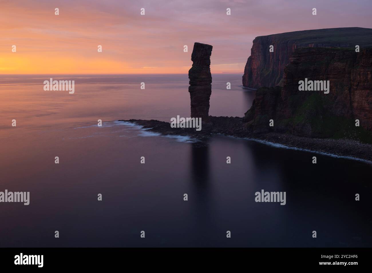 Sunset overlooking Old Man of Hoy sea stack, Hoy, Orkney, Scotland ...