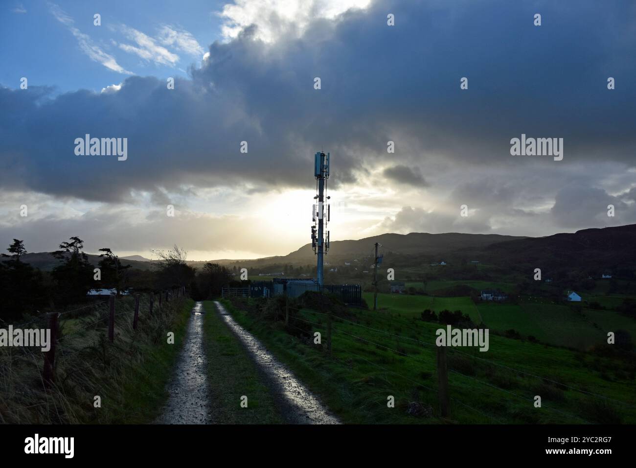 Broadband rural ireland hi-res stock photography and images - Alamy