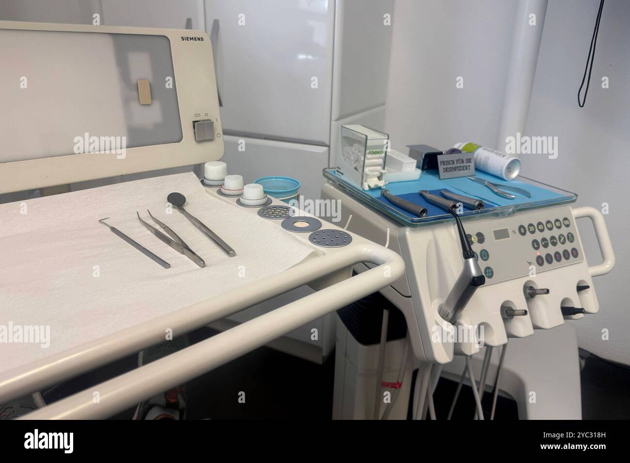 Dentalmedizin hi-res stock photography and images - Alamy