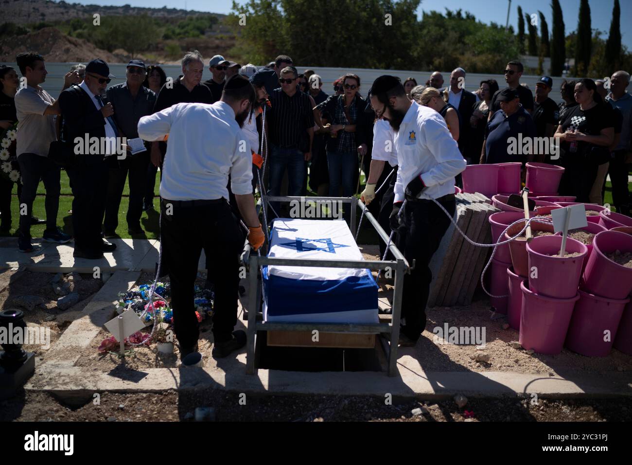 Relatives and friends mourn during the funeral of Alexei Popov, who was ...