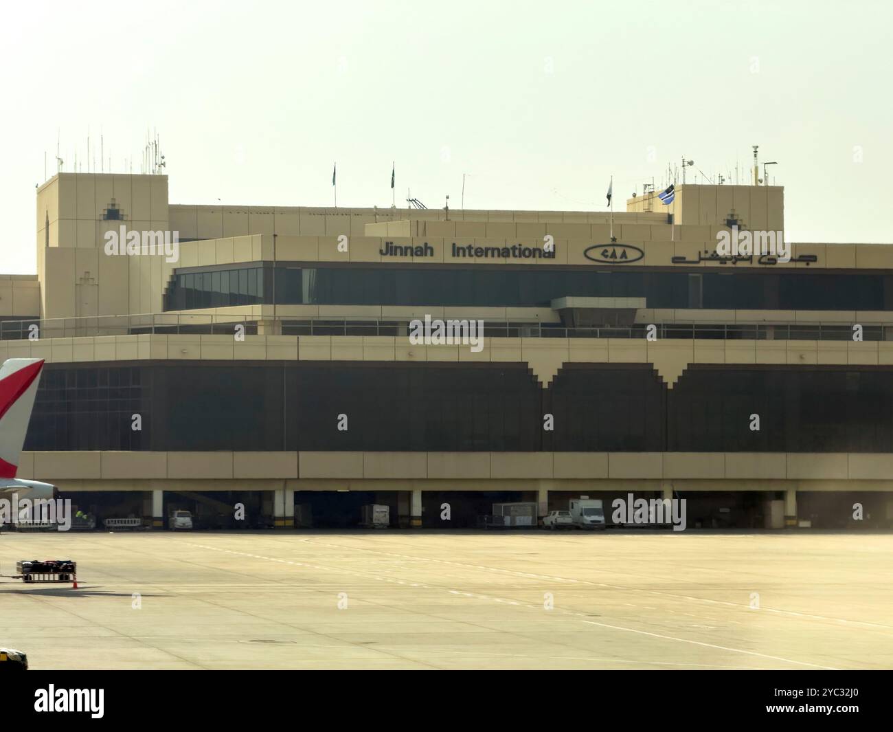 The Jinnah International Airport Terminal Karachi Stock Photo - Alamy