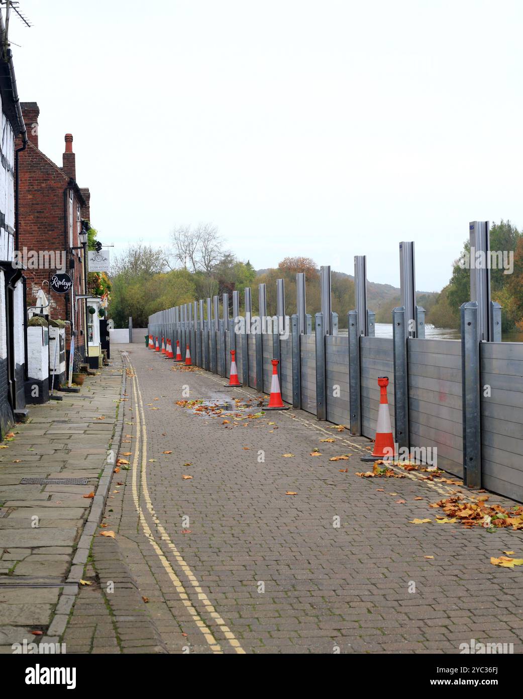 Flood defences uk 2024 hi-res stock photography and images - Alamy