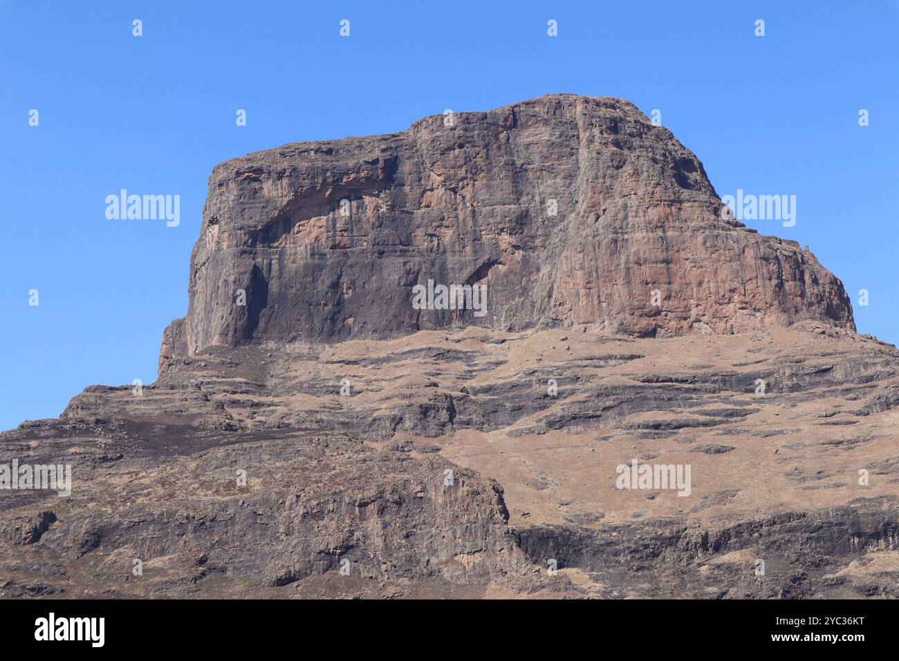 Sentinel Peak as a part of the Amphitheatre in Royal Natal National ...