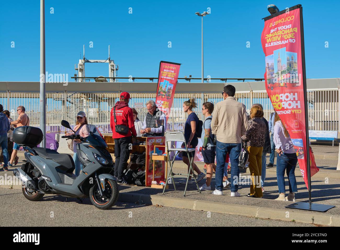 Popular place in marseille hi-res stock photography and images - Alamy