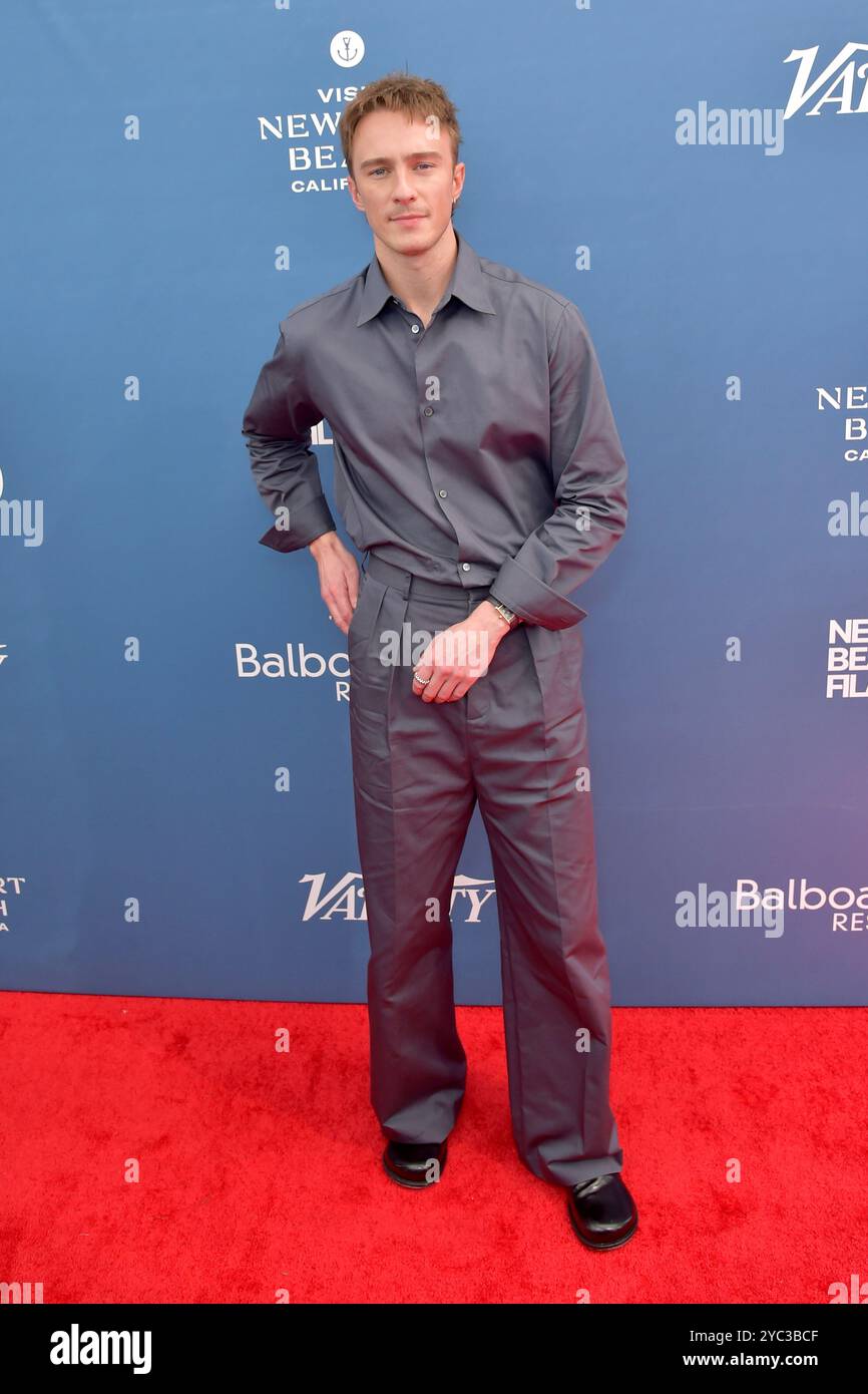 Drew Starkey beim '10 Actors to Watch'-Event auf dem 25. Newport Beach ...