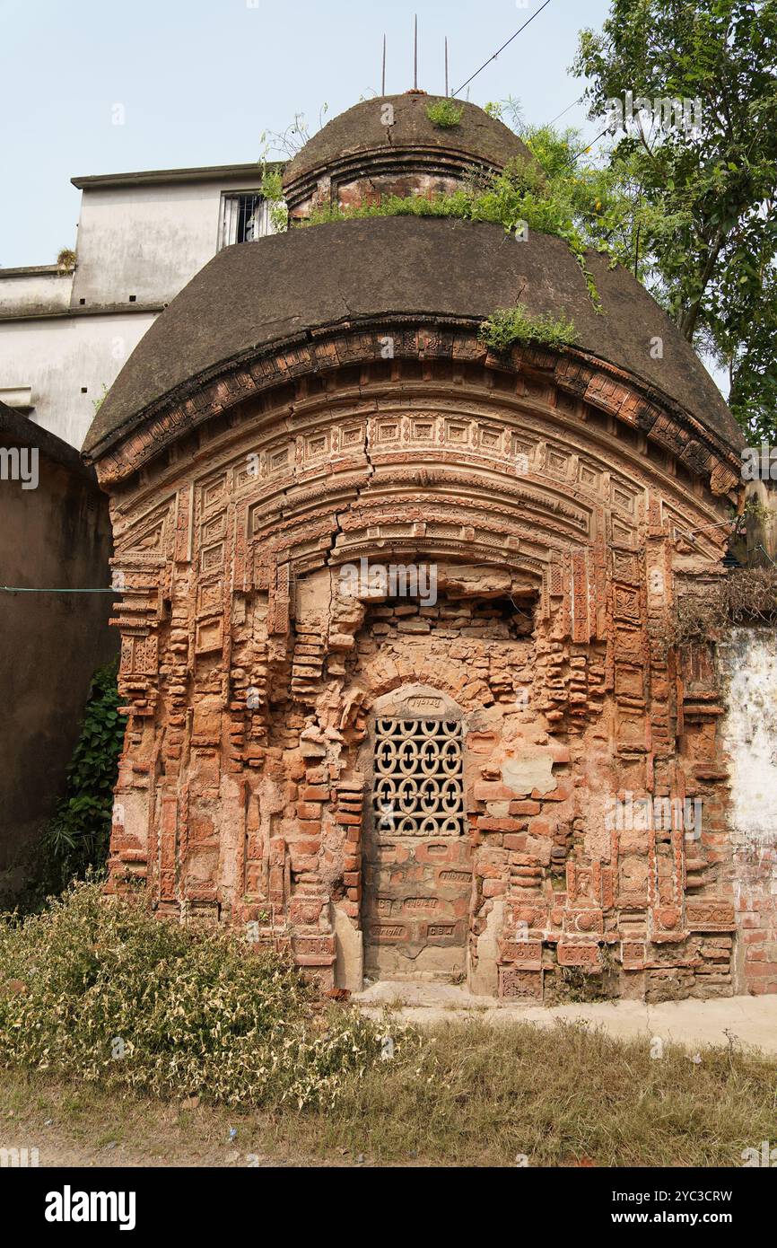Radhakanta temple hi-res stock photography and images - Alamy