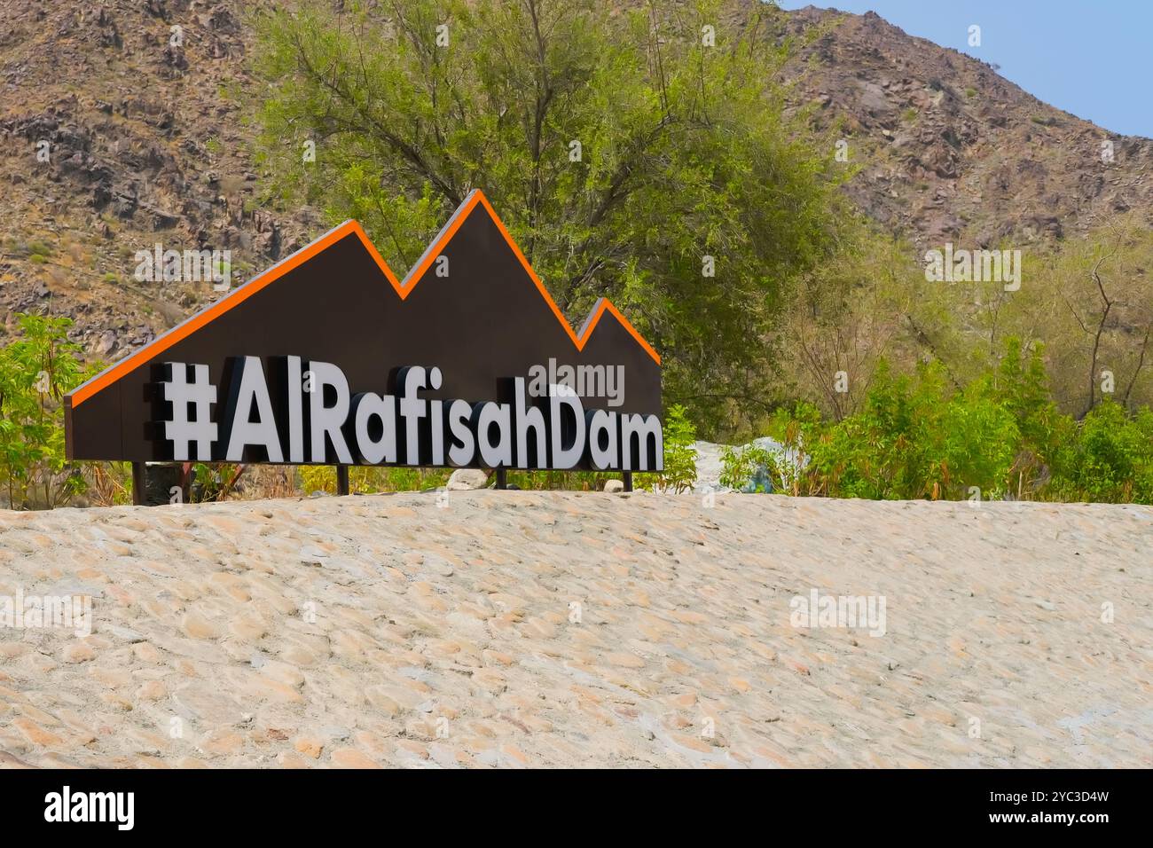 Al Rafisah Water Dam signpost,near wadi Shis, tourist attraction place ...