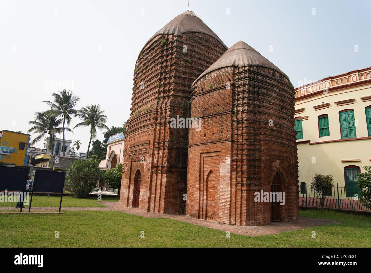 Ancient Jora Deul twin temples. Baidyapur. East Burdwan, West Bengal ...