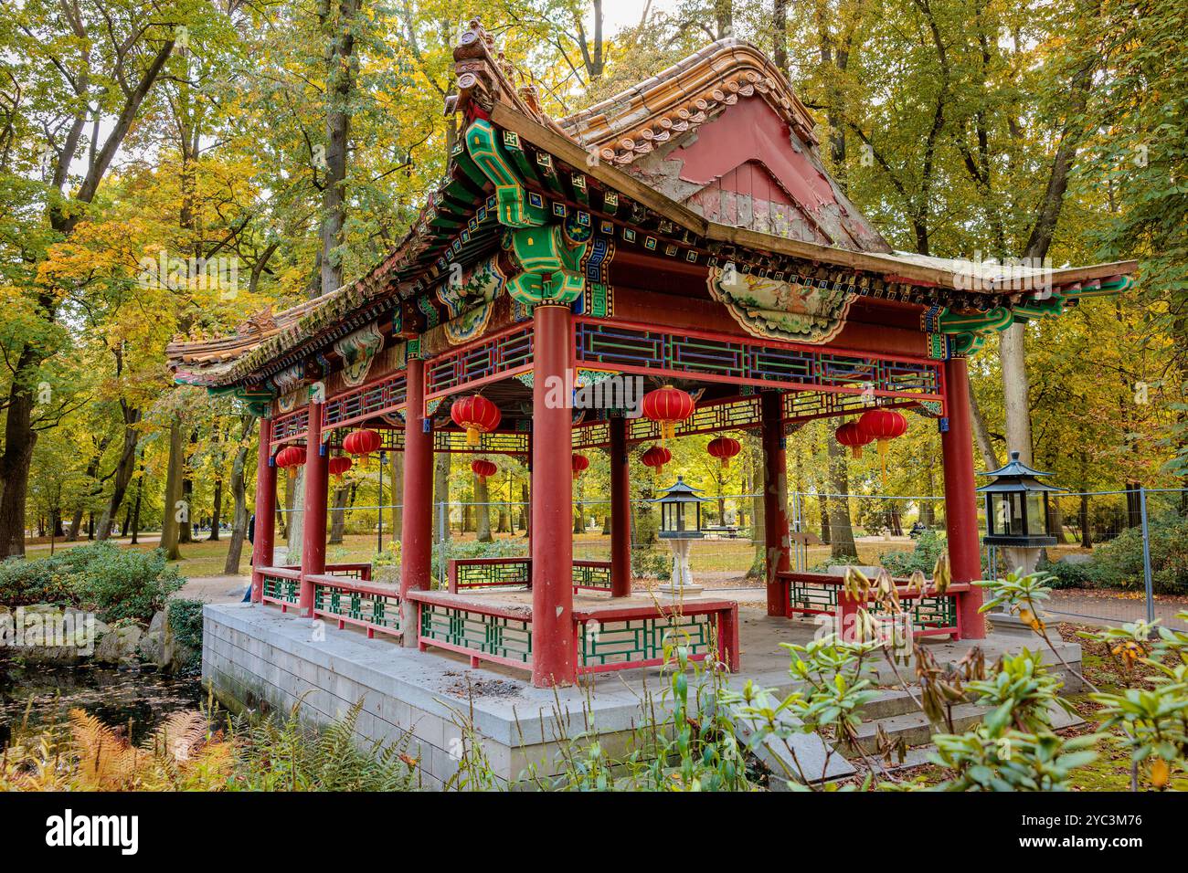 colorful Chinese shelter in the park Stock Photo - Alamy